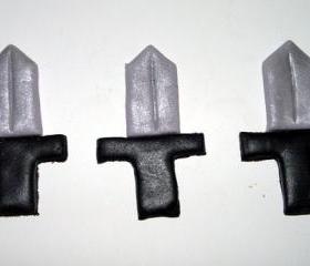 12 Fondant Sword Cupcake Toppers on Luulla