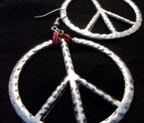 Metal Art Peace Sign Earrings, Wire-wrapped on Luulla