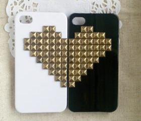 Bronze Pyramid Stud Black And White Heart Iphone 4/4s Cases For ...