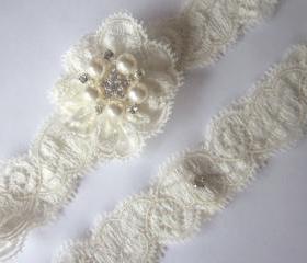 Ivory Garter Set / Wedding Garter - Simply Lace Bridal Garter Set on Luulla