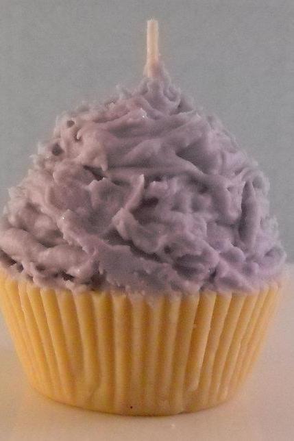 Holidays, Candles and Soaps | Luulla